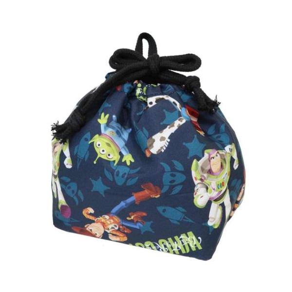 「ランチ巾着」 トイストーリー キャラクター ランチ巾着 マチ付き巾着 ゴーイングアドベンチャー ディズニー グッズ 約12cmの底マチでいろんなお弁当箱や小物が入る 大人気ディズニーキャラクターグッズにまたまた可愛いnewアイテム登場こち...