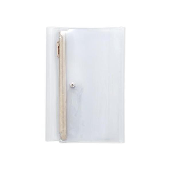 ダイゴー 手帳カバー IS.カバーPVC B6 RCLBG クリアベージュ  機能性とデザイン性を兼ね備えた便利なアイテムです。<br>お気に入りの文具や大切な書類を一緒に持ち運ぶことができ、日常の様々なシーンで活躍します。&l...