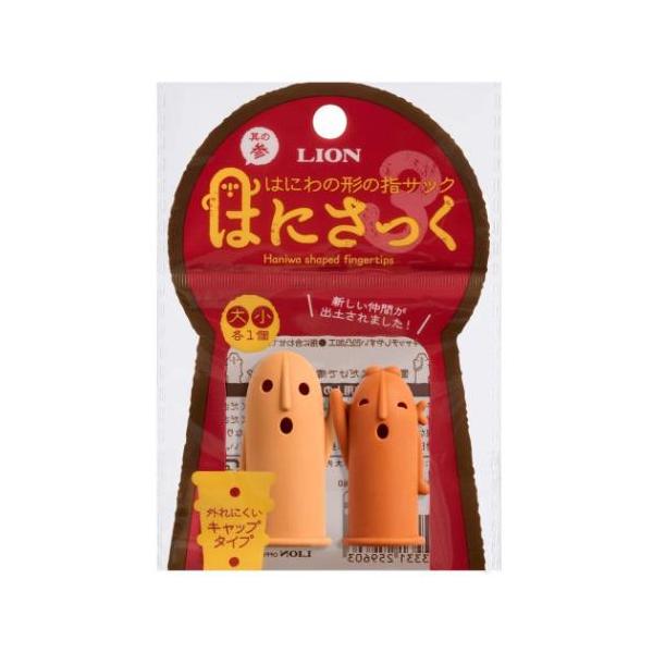 シュールだけどなぜか可愛いはにわたちが、日々の仕事をサポートしてくれます。外れにくいキャップタイプで、内側のリブ加工が滑りを防止します。背中側の凹凸でしっかり紙をキャッチ。かわいいだけでなく、使い心地もばっちりです。使わないときはデスクに飾...