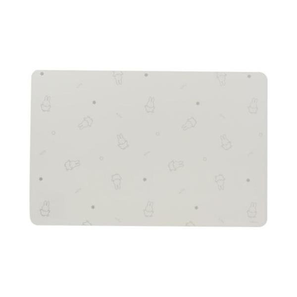 「キッチン雑貨その他」 ミッフィー ランチマット ランチョンマット スター ディックブルーナ 金正陶器 パーティーや様々な食卓のシーンを楽しく演出してくれる ディックブルーナの人気絵本[miffy/ミッフィーちゃん]のキュートな新作テーブル...