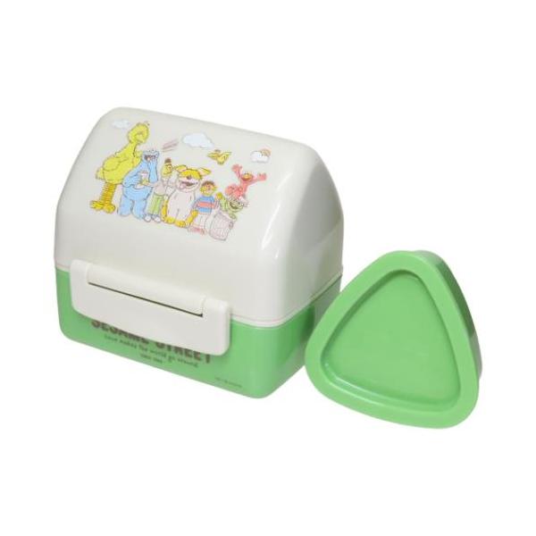 「お弁当箱 シール容器」 セサミストリート キャラクター お弁当箱 抗菌おにぎりランチボックス 240ml セサミストリートのかわいいランチ雑貨シリーズ 大人気セサミストリートのキュートなランチ雑貨シリーズこちらはかわいいキャラクターのおう...