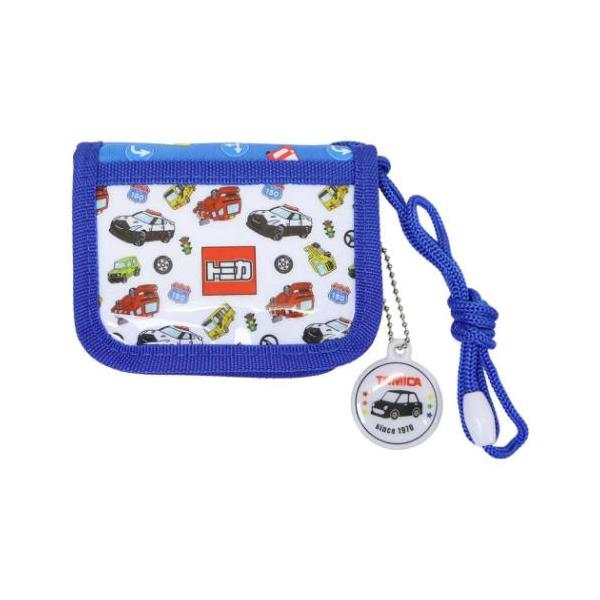 男の子大好き[TOMICA/トミカ]グッズにまたまた可愛いnewアイテム登場こちらは定番人気アイテム[ラウンドウォレット]全面ファスナー付きでポケットも充実してるのでKIDSたちも大喜び間違いなし。安全装置付きのネックストラップ付で首から下...