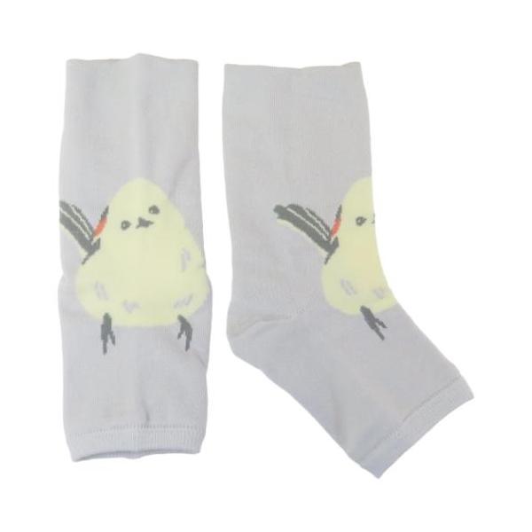 「靴下：レディース」 シルクおやすみソックス ムームーティット 女性用靴下 フレンズヒル グレイ あなたの冷えとりを優しくサポート 毎日が楽しくなるキュートなZAKKAシリーズこちらはかわいい[シルクおやすみソックス]吸湿性と放湿性に優れた...