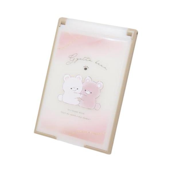 「手鏡」 カードミラーS GYUTTO BEAR 手鏡 カミオジャパン 超ミニサイズでポーチにすっぽり収まるスタンド式ミラー 毎日が楽しくなるキュートなZAKKAシリーズこちらは身だしなみの必需品[ミニスタンドミラー]コンパクトサイズで持ち...