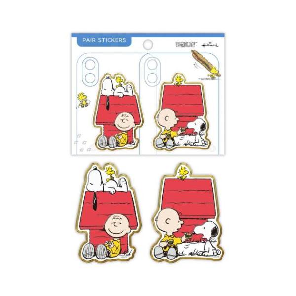 「ステッカー：キャラクター」 スヌーピー ペアステッカー ダイカットシール SNペアスヌーピーとチャーリーブラウン ピーナッツ お揃いで楽しむ。2枚セットステッカー ちょっと違うからもっと可愛い！一人で使っても、誰かとシェアしても楽しめるス...