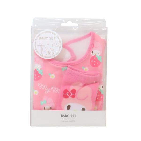 「ベビービブ：キャラクター」 マイメロディ グッズ ベビー用品 サンリオ キャラクター ベビーセット ビブ＆ソックス プレゼントにも最適なビブと赤ちゃん用ソックスセット 大人気サンリオキャラクターのベビーグッズシリーズこちらはかわいい[ビブ...