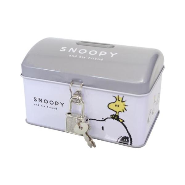 「貯金箱」 スヌーピー キャラクター 貯金箱 カギ付き缶バンク モノクロ ピーナッツ かわいい専用ボックス入りでプレゼントにもぴったり 大人気[PEANUTS/SNOOPY]グッズにまたまた可愛いnewアイテム登場こちらはかわいい[カギ付き...