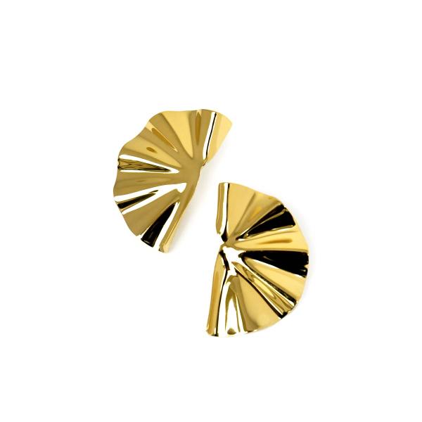 モチーフサイズ：縦4cm 横2.5cm素材：真鍮に24金メッキ