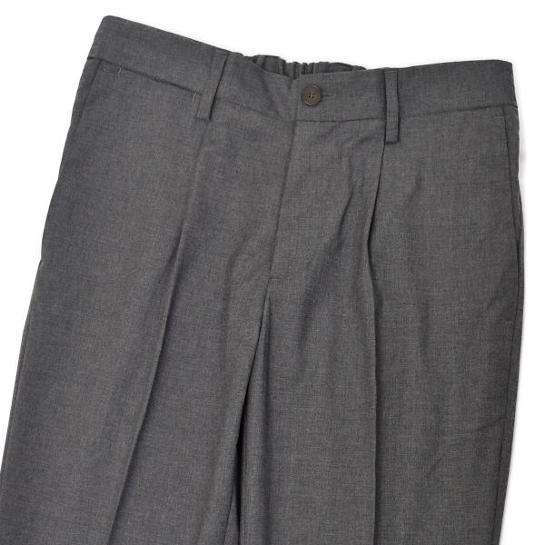 素材：ウール70% ポリエステル28% エラスタン2%仕様ワンプリーツ/1プリーツジップフライ表示：44・46・48・50目安サイズ：S・M・L・XLウエスト(cm)：72-78・76-82・80-86・82-88渡り幅(cm)：31・32...