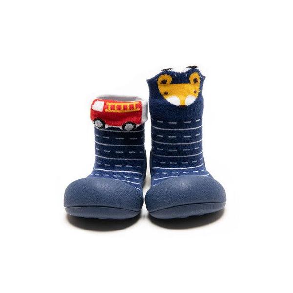 Attipas アティパス“アティパス”のTwo Styleアティパスは、裸足の感覚で歩ける赤ちゃんのための歩育シューズです。水陸両用で使え、洗濯機洗いができるアイテム。軽量設計で作られているので重たくなく初めての靴にもおすすめ大人気のはた...