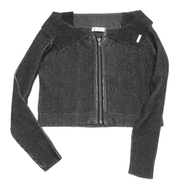 ALGY アルジー“アルジー”のピグメントライクオフショルリブニットトップスショート丈＆タイトなシルエットが今っぽいニットトップス。伸縮性のあるリブ編みで着心地も◎タンクトップを重ねた様なデザインがポイント。ピグメント加工を施したような味の...