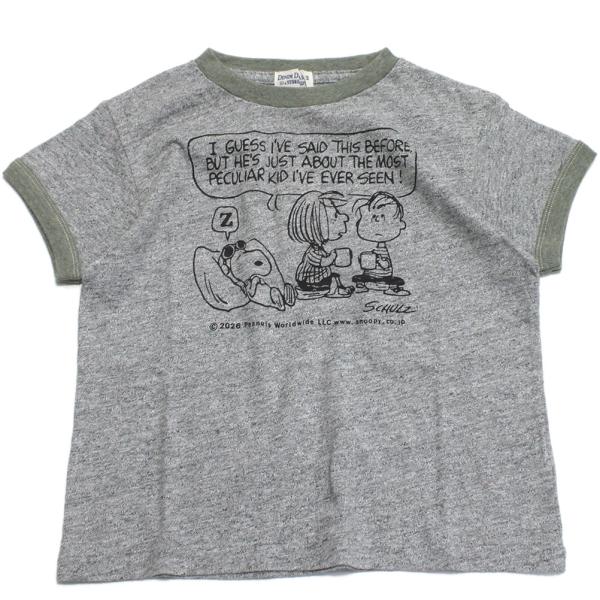 DENIM DUNGAREE×スヌーピーコラボ デニムダンガリー×スヌーピー“デニムダンガリー×スヌーピー”のテンジク SNOOPY EVER SEEN TEEお話しするペパーミントパティとライナスの横でのんきに眠るスヌーピーのコミックをプ...