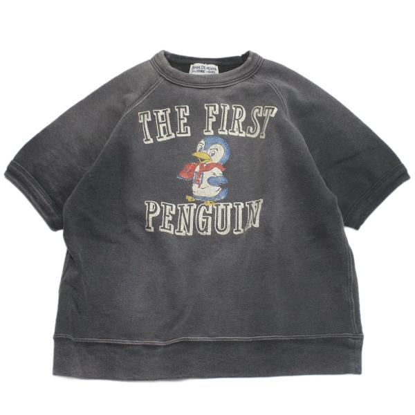 DENIM DUNGAREE デニムアンドダンガリー“デニムアンドダンガリー”のビンテージウラケ PENNIE S/Sスウェットヴィンテージのカレッジスウェットのような半袖スウェット。着心地柔らかな裏毛素材を採用。本格的なヴィンテージ加工に...