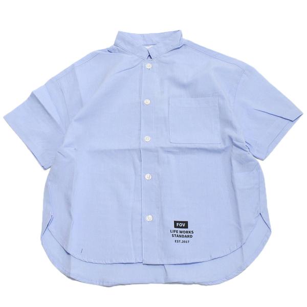 FOV フォブ“フォブ”のマオカラー半袖シャツすっきりしたマオカラーの半袖シャツ。ワッシャーブロード使用したナチュラルな風合い。風通しがよく、速乾性もあり夏場も快適な着心地です。1枚でももちろん、Tシャツの上からの重ね着もおすすめ。mode...