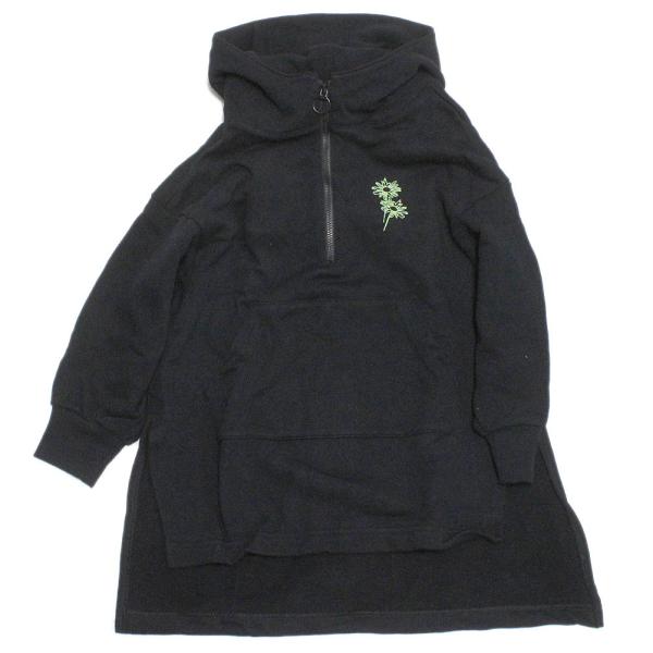 GROOVY COLORS グルーヴィーカラーズ“グルーヴィーカラーズ”のウラケ TOO BIG パーカーワイドシルエットで着丈も長くし、袖も太くしたTOO BIG パーカー。脇に入ったざっくり長いスリットから、ボトムスのレイヤードを見せる...