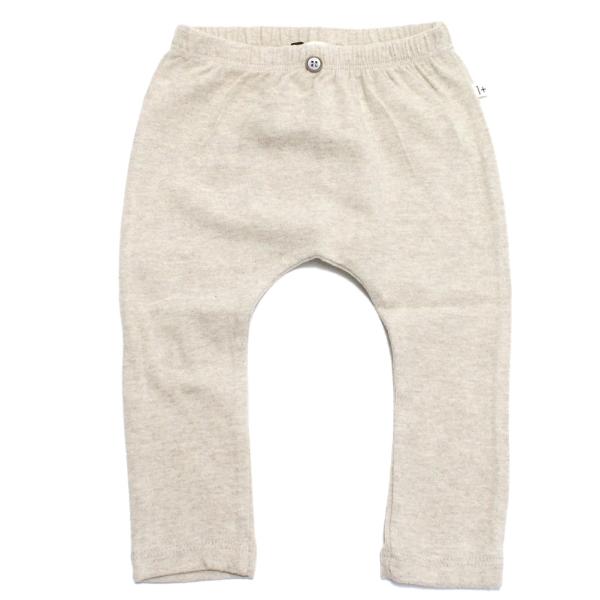 1＋in the family ワンモア イン ザ ファミリー“ワンモア イン ザ ファミリー”のPAMパンツ柔らかな肌触りのカットパンツ。シルエットが特徴的なサルエルタイプ。ウエストの飾りボタンもアクセント。起毛感のあるあたたかな素材で1...