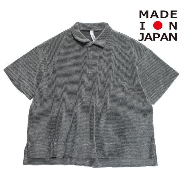 MOUN TEN. マウンテン“マウンテン”のpile border ポロシャツボーダー柄パイルのポロシャツ。毛足の長短と配色でボーダー柄を表現した、オリジナルのミニパイル素材。きちんと感とリラックス感のある、ややワイドなボックスシルエット...