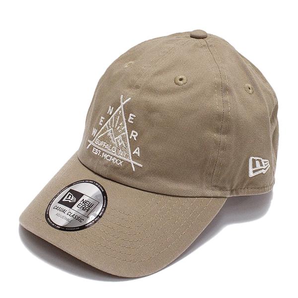 NEW ERA ニューエラ“ニューエラ”の【OUTDOOR】CASUAL CLASSIC TRIANGLE MTN CAP山並みから上る太陽をモチーフにしたオリジナルロゴデザイン。トップボタンは濡れた際の錆をさけるプラスチック製。スウェット...