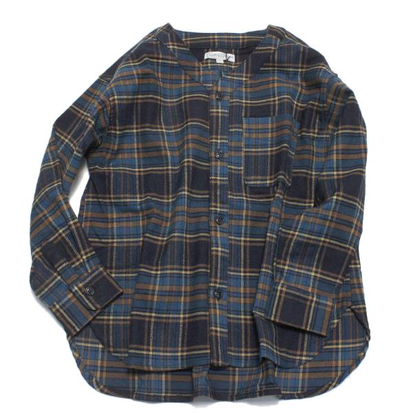 Ocean＆Ground オーシャン＆グラウンド“オーシャン＆グラウンド”のチェックカーディガンシャツ首元がすっきりとしたVネックのノーカラーシャツ。一枚でも、フロントを開けて羽織としてもサマになるアイテム。程よくゆったりしたサイズ感で、ワ...