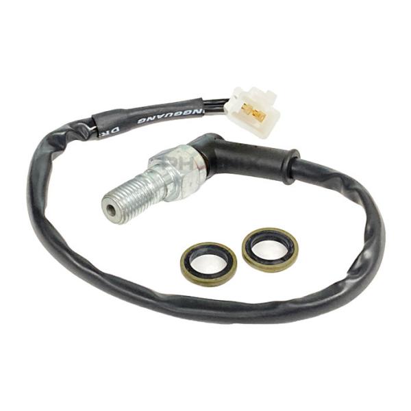 No-793■商品内容：油圧ブレーキ スイッチ シングルスイッチ ｘ1■材質 ：スチール■サイズ：M10　P1.25■クラッシュワッシャー2枚付属※カプラー形状はロットにより異なる場合がございます。ご自分で変更もしくはギボシにて接続をお願い...