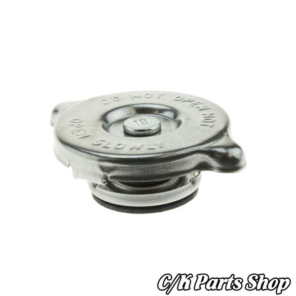 MOTORADのラジエターキャップです。97-06年 TJラングラー 4.0L07-18年 JKラングラー 3.8/3.6Lその他、90〜00年代のクライスラー、ダッジ、ジープ各車★記載の車種でもお車の仕様によって適合しない場合があります。...