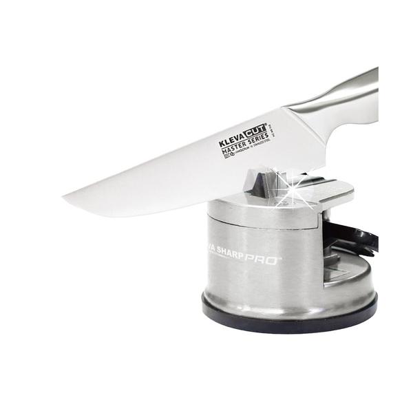 商品の詳細【使用方法】(1)すべすべとした平らな面をキレイに拭いてください(2)その上に本体を置いて、片手で本体を抑えて、レバーを押し下げてください(3)ナイフの握りの根元をシャープナーの上において、ナイフをゆっくり手前に引いてください(4...