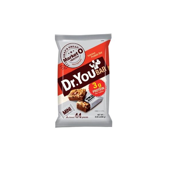 商品の特徴1個13.5g当たりのプロテイン3.3gナッツ類48%使用食物繊維が豊富なレンズ豆3%使用食べやすい一口サイズ持ち運びやシェアにおすすめ商品の詳細風味豊かなナッツとほどよい甘みのチョコレートを組み合わせたミニバーです。1個でも満足...