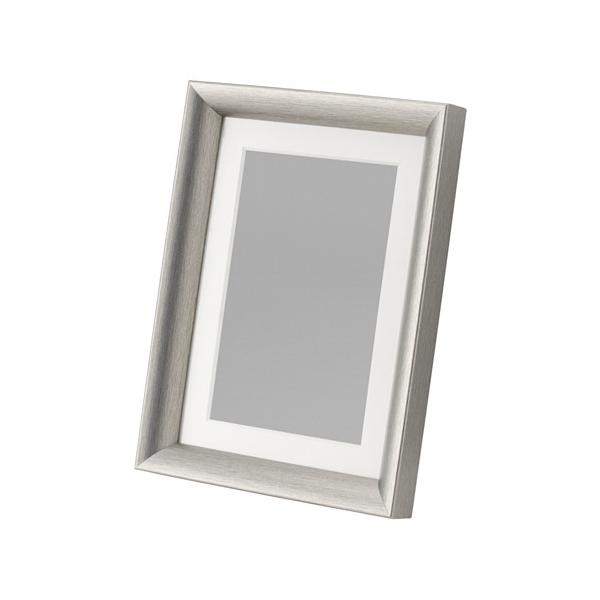 台紙なしアートの幅: 13 cm台紙なしアートの高さ: 18 cm台紙付きアートの幅: 10 cm台紙付きアートの高さ: 15 cmピクチャー部分の幅: 9 cmピクチャー部分の高さ: 14 cmフレームの幅: 15 cmフレームの高さ: ...