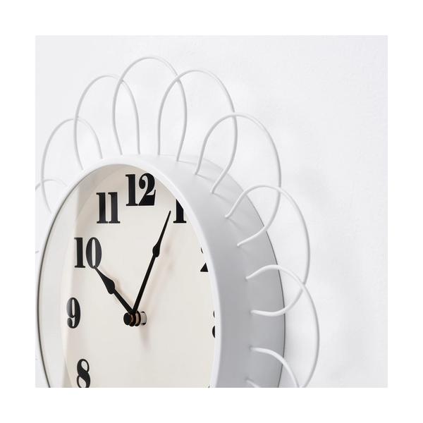 商品サイズ奥行き: 4cm直径: 29cm素材時計フレーム:スチール エポキシ ポリエステル粉体塗装フロントパネル:ガラス裏面:ABS樹脂 . .電池は別売りです。LADDA ラッダ 充電式電池の使用をおすすめします。この時計は、単3形アル...