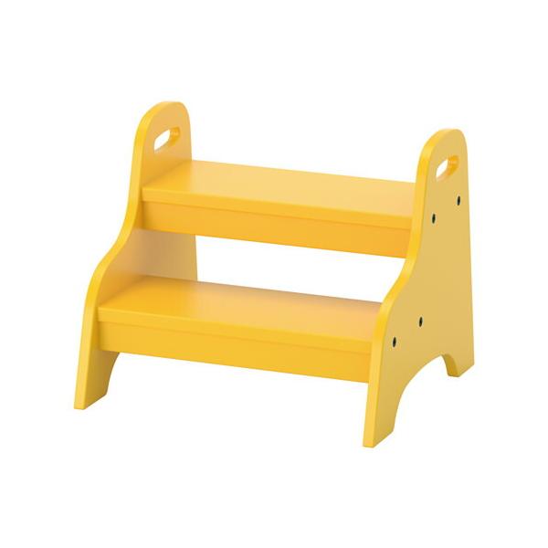 さまざまな用途に。フットレストやシートとしても、高いところのものを取るときの踏み台としても使用できます安定感があるので、お子さまが昇り降りするときにぐらつきませんスツールの両側に手をかける穴が開いているので、子供でも簡単に持ち運べますお取り...