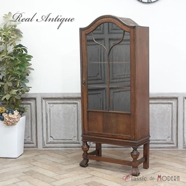 ●品名・品番antique59894　ブックケース　1920年頃　オーク材　イギリス●サイズW 63 x D 29 x H 145.5 cm●商品について凛とした気品ある佇まいの英国ブックケースです。華美な彫刻などはありませんが、経年による...