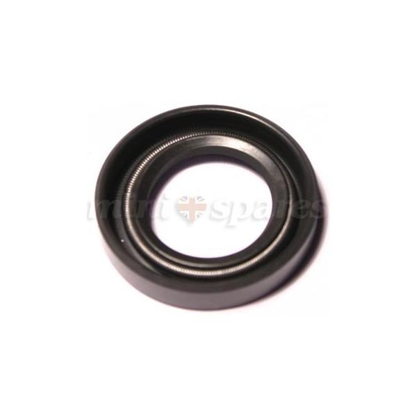 英国大手ミニ専門パーツショップより取り寄せました。SELECTOR SEAL FOR REMOTE GEARBOX PRE '73This seal fits the hole just above the diff housing whe...