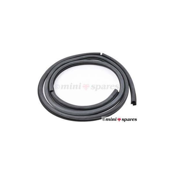 英国ミニスペアーズ社より取り寄せました。すぐに装着できる、切り込みが入ったタイプ。DOOR SEAL MK3 WIND UP WINDOW TO 1996CGA2835MSGenuine correct length with cut ou...