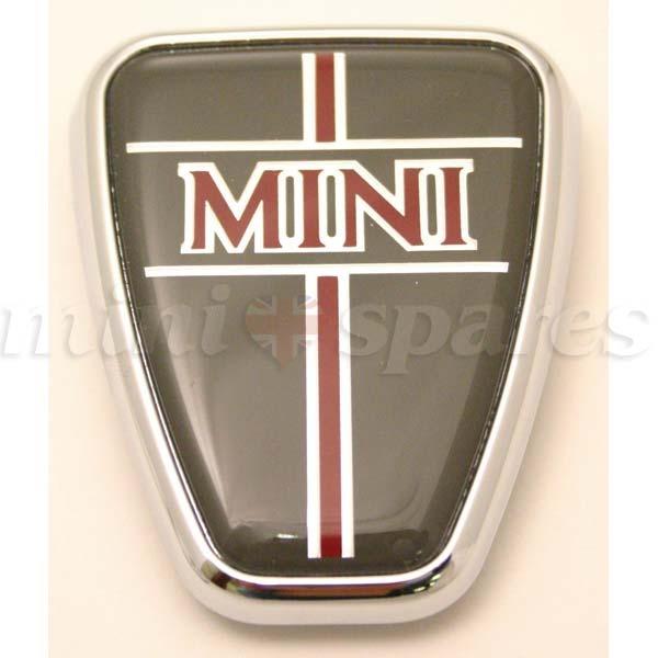 英国ミニスペアーズ社より取り寄せました。 BADGE LATE MINI FRONT SHIELD BADGEShield type bonnet badge with "MINI" on twin line background red ...