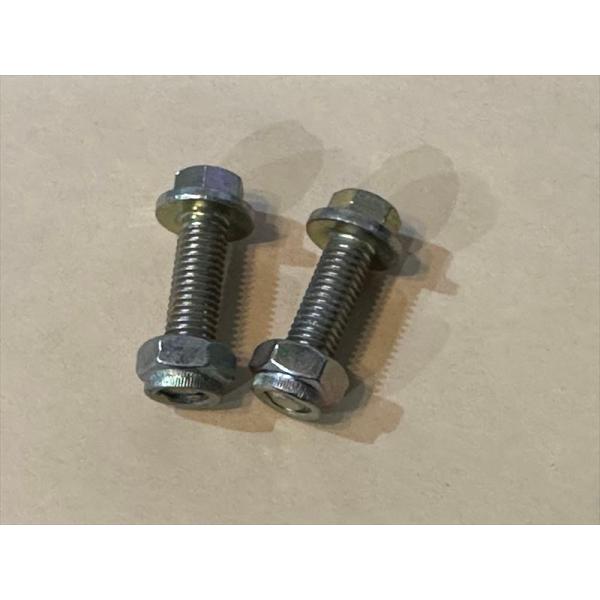 英国ミニスペアーズ社から購入しています。ナットはロックタイプCATALYTIC CONVERTER NUT M10 METRICTHE M10 METRIC NUT THAT SCREWS ON THE THREAD BOLTS OF TH...