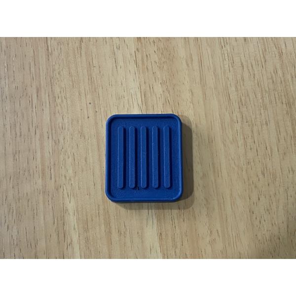 1976以前のクラッチ＆ブレーキペアダル1976〜1996年までのアクセルペダルにも使用可能です。PEDAL RUBBER PRE 1976 BLUE CLUTCH AND BRAKE Brake and clutch pedal pads...