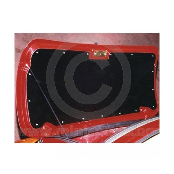 英国ミニパーツ専門店から取り寄せいたしました。取り付けにはネジ穴加工が必要です。BOOT LID LINER AND SCREW SETThis liner was found on many deluxe Minis. The black...