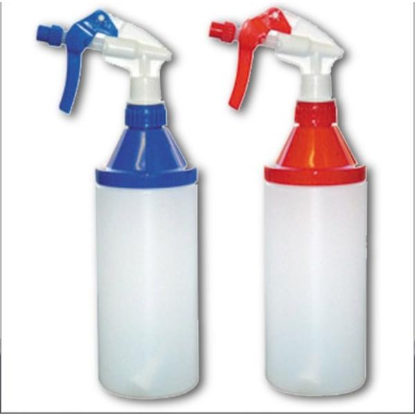 広い補充口で補充がラクラク・従来のものより補充口を広くカットしており、洗剤等をこぼさず補充できます・霧状からJETまでの霧の角度も調整可能容量：800ml【カラー】青（2151）赤（3732）