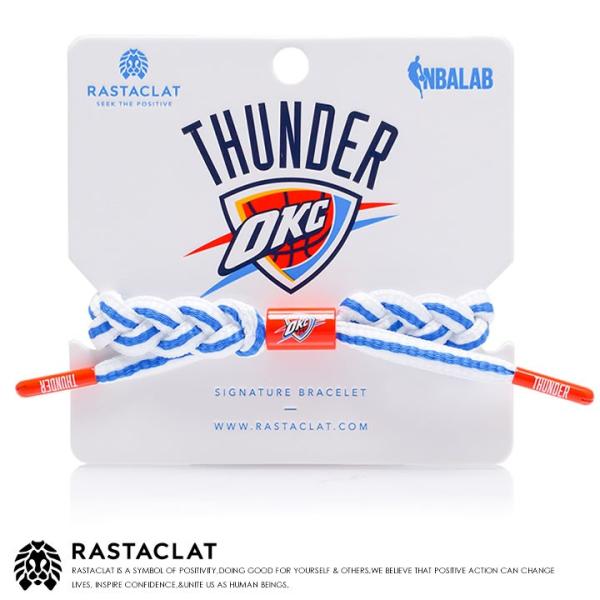 ■商品説明スニーカーのシューレース(靴ひも)からインスピレーションを得て生み出された人気アクセサリーブランドのRASTACLAT。NBAとのチームカラーを取り入れたオフィシャルコラボレーションシリーズのアイテムです。OKLAHOMA CIT...
