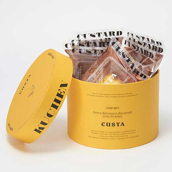 カスタードプリンを彷彿とさせるバニラ風味のやわらか生地と香ばしいカラメルソースの組み合わせ。仕上げのシュガーグレーズでやさしい甘さとまろやかな味わいに。内容量 ：8個入特定原材料等28品目 ：卵、乳成分、小麦、大豆※代理購入となります。ご了...