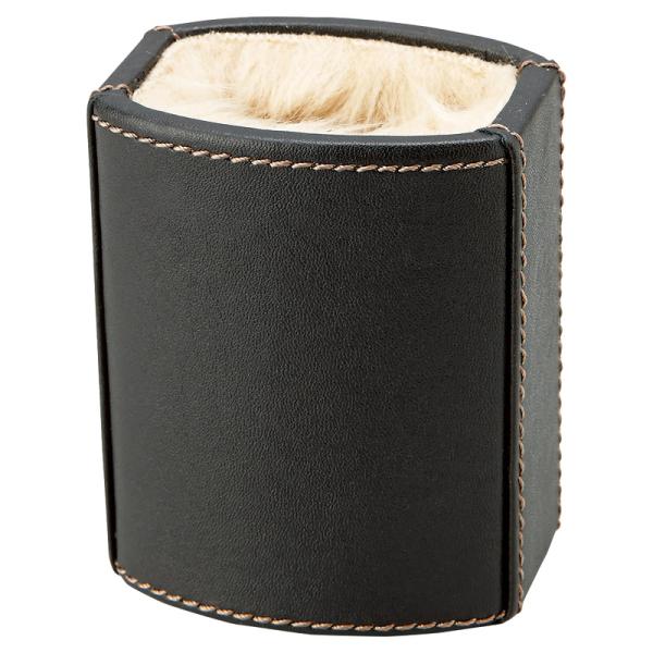 大切なメガネの傷つきやすいレンズを内張のボアがやさしく保護します。デスクやベッドサイドにあると便利なアイテム。内容:本体（約60×75×90mm）×1材質:合成皮革（PU）・ポリエステルファー・カードボード箱サイズ:約70×80×100mm...