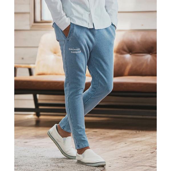 【発売日：2024年11月20日】度詰のしっかりしたニットデニムを使用したパンツ。シンプルながら1MINUTE 1SECONDらしいアクセントでデザインされている。スピンドルも高級感があり洗練されている。181cmのモデルがMサイズを着用。...