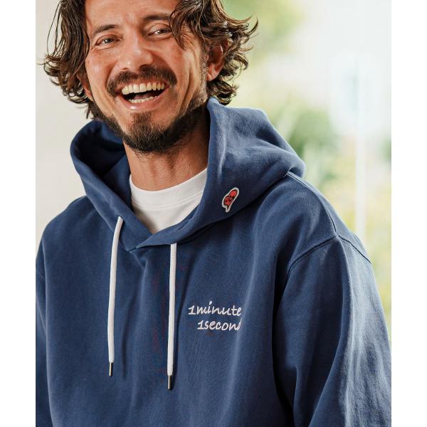 【発売日：2025年01月30日】ドライタッチと吸湿性・速乾性に優れているオープンエンド素材にピグメント加工を施した裏毛パーカー。ヴィンテージ感がありつつも、色落ちや洗濯による劣化が少なくガンガン着ていただけるアイテムです。左胸にロゴ刺繍、...