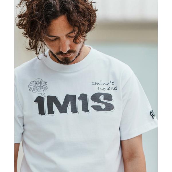 【発売日：2025年04月10日】ブランドロゴを絶妙なバランスで散りばめた、遊び心あるプリントTシャツ。一枚でスタイリングの主役になりつつ、モノトーンカラーで着回しも◎。肌触りの良い米綿を100%使用しており、さらりとしたドライタッチの素材...
