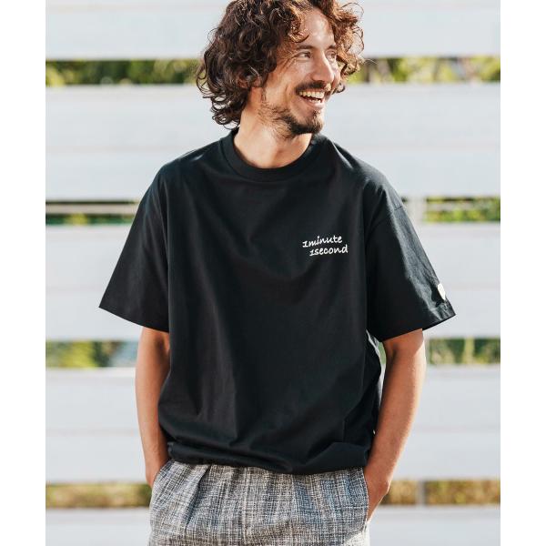 【発売日：2026年03月30日】コンパクトコーマ糸※を使用した、着心地の良いドローコードTシャツ。左右の裾に施したドローコードを絞り、好みの丈に調整することで、シルエットに変化を付けられる。裾を絞らずそのまま着ればリラックスした雰囲気に。...