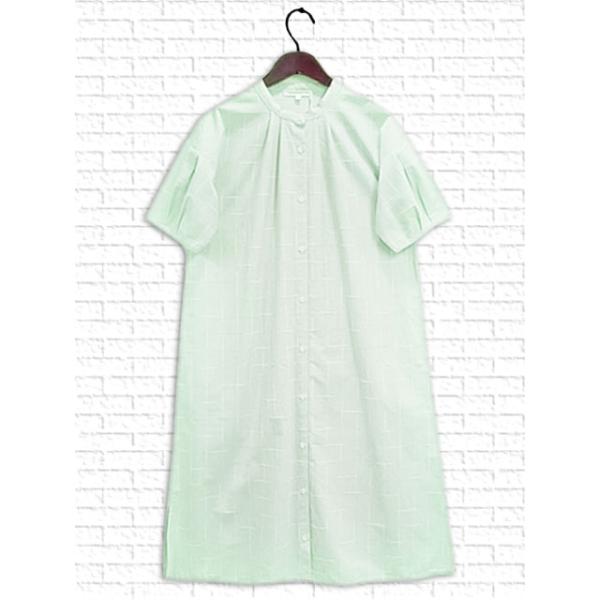north object de petit... ノースオブジェクトプチのバンドカラーで首元スッキリなチェック柄シャツワンピース♪雨の雫が伝っていくようなイメージで太細のムラのある糸を使用☆衿ぐりと袖にタック入りで、ふんわりとした立体的なデ...