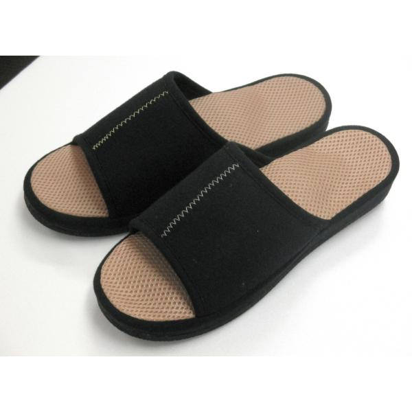 プニュプニュ刺激で心地いい〜自重による足裏刺激で足裏を指圧。青竹踏みのように大きく隆起したインソールで足裏のコリをほぐし、血行を促進。柔らかめのインソール。メンズ用。適応サイズ 25.0〜27.0cm材質 生地／ポリエステル中材・底材／ポリ...