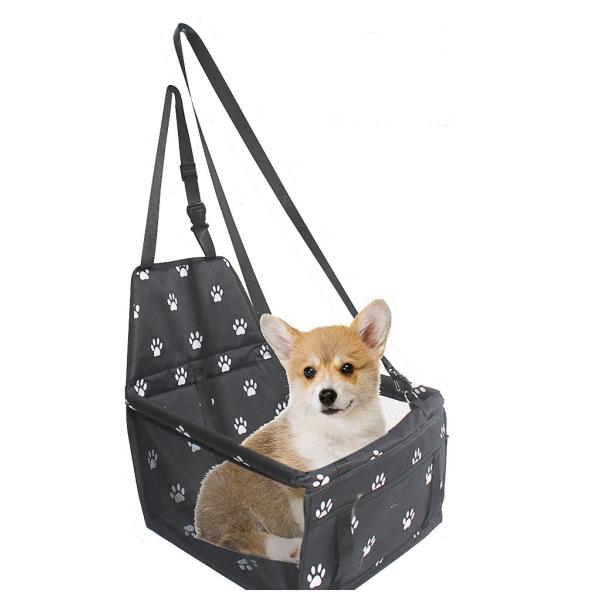 厚地ポリエステルオックスフォード布を使用しており、丈夫で耐久性や耐摩耗性に非常優れています。 &amp;lt;br&amp;gt;シート裏面はアスファルトを原料として防水コーティングで加工、ペットが排尿しても、さっと拭くだけでお手入れが完了...