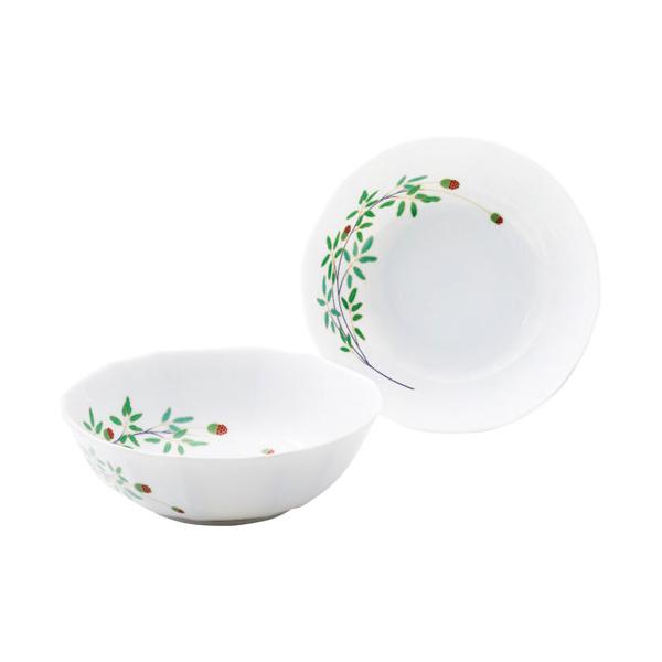 高級感がありどこか柔らかい雰囲気があるプレートは、毎日の食事の時間をワンランク上の空間にしてくれます。■商品内容直径17cm高さ6cm中鉢2客・磁器重量：830g製造・生産地：日本製香蘭社 / こうらんしゃ / コウランシャ