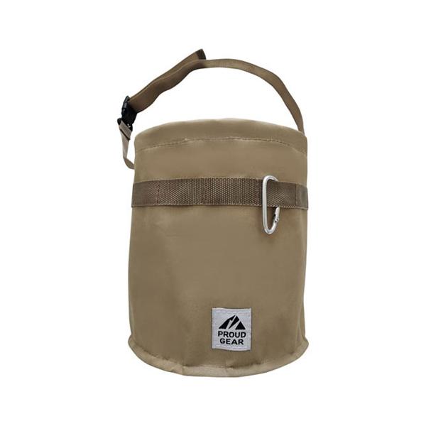 車やアウトドア、レジャーなどゴミ箱や小物入れとして！■安心安全な抗菌＆撥水素材、汚れた時に丸洗い可能でお手入れも簡単素材。■取り付け自由自在なカラビナ＆長さ調節可能ワンタッチベルト。■車中泊、フィッシング、ベビーカーなどにも使い方や用途はア...